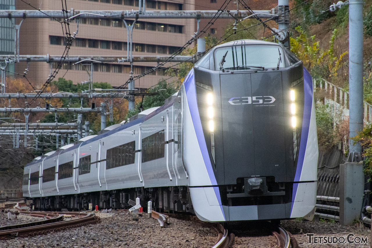 この見た目でも「開きません！」 開かない「正面の扉」デザインの鉄道車両たち - 鉄道コム