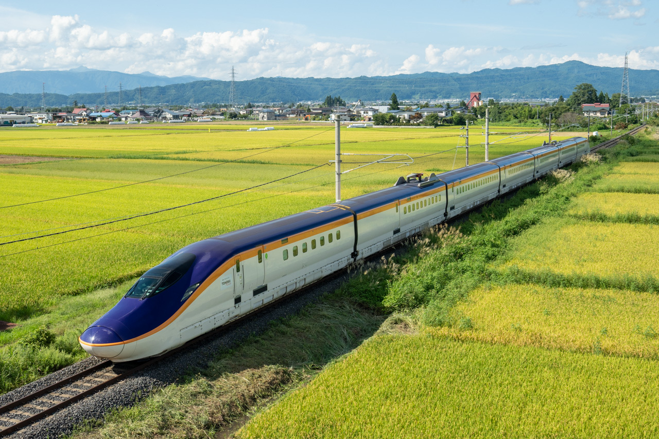 「つばさ」でも引退近づく2世代目 ミニ新幹線の最多製造車両「E3系」 - 鉄道コム