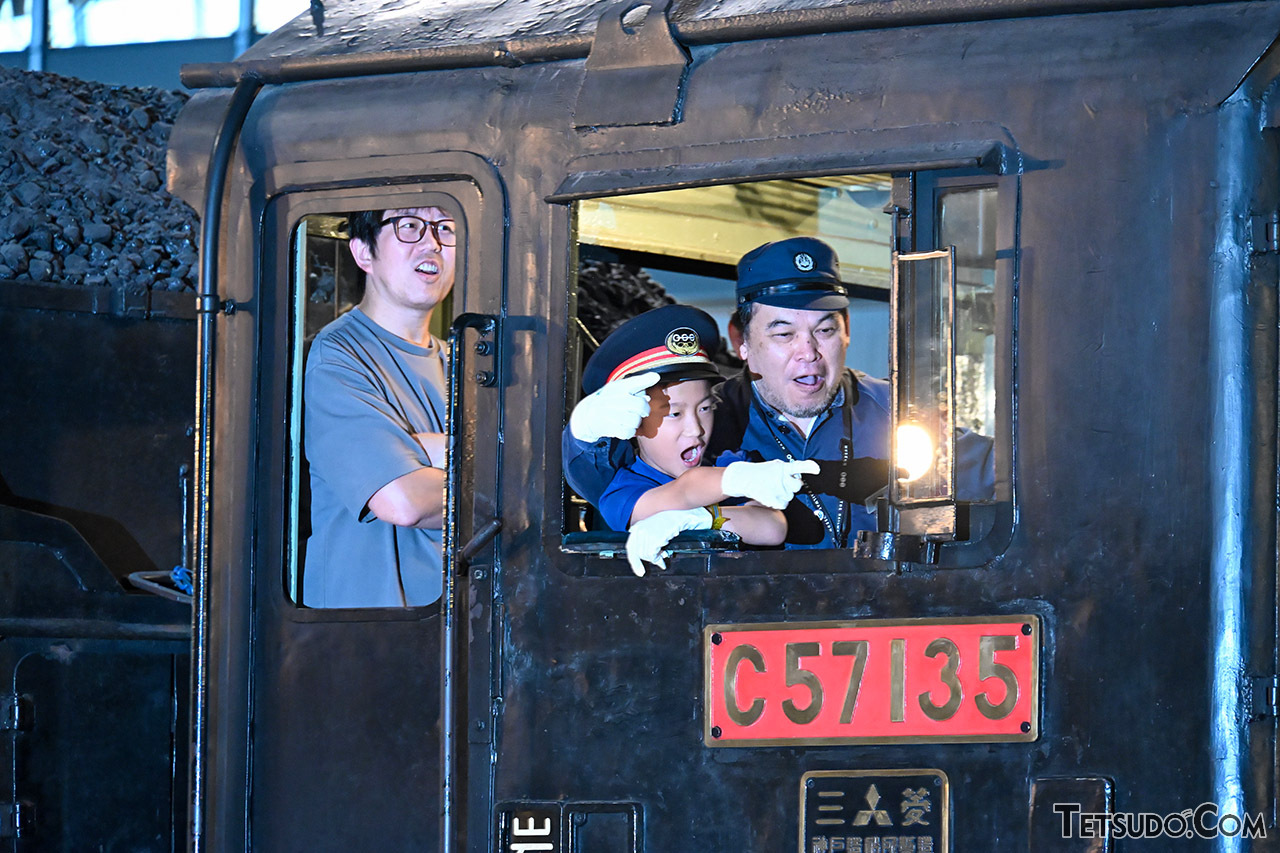鉄道博物館が来館者数1500万人を達成 記念すべき来館者は「2つのメモリアル」に - 鉄道コム